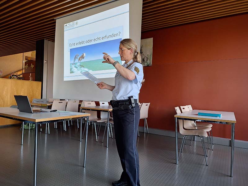 Polizei zu Gast an der MKS - MKS Rottweil